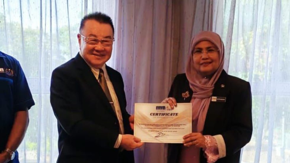 Honouring Excellence: Recognition Award in Conjunction with Kedah ...